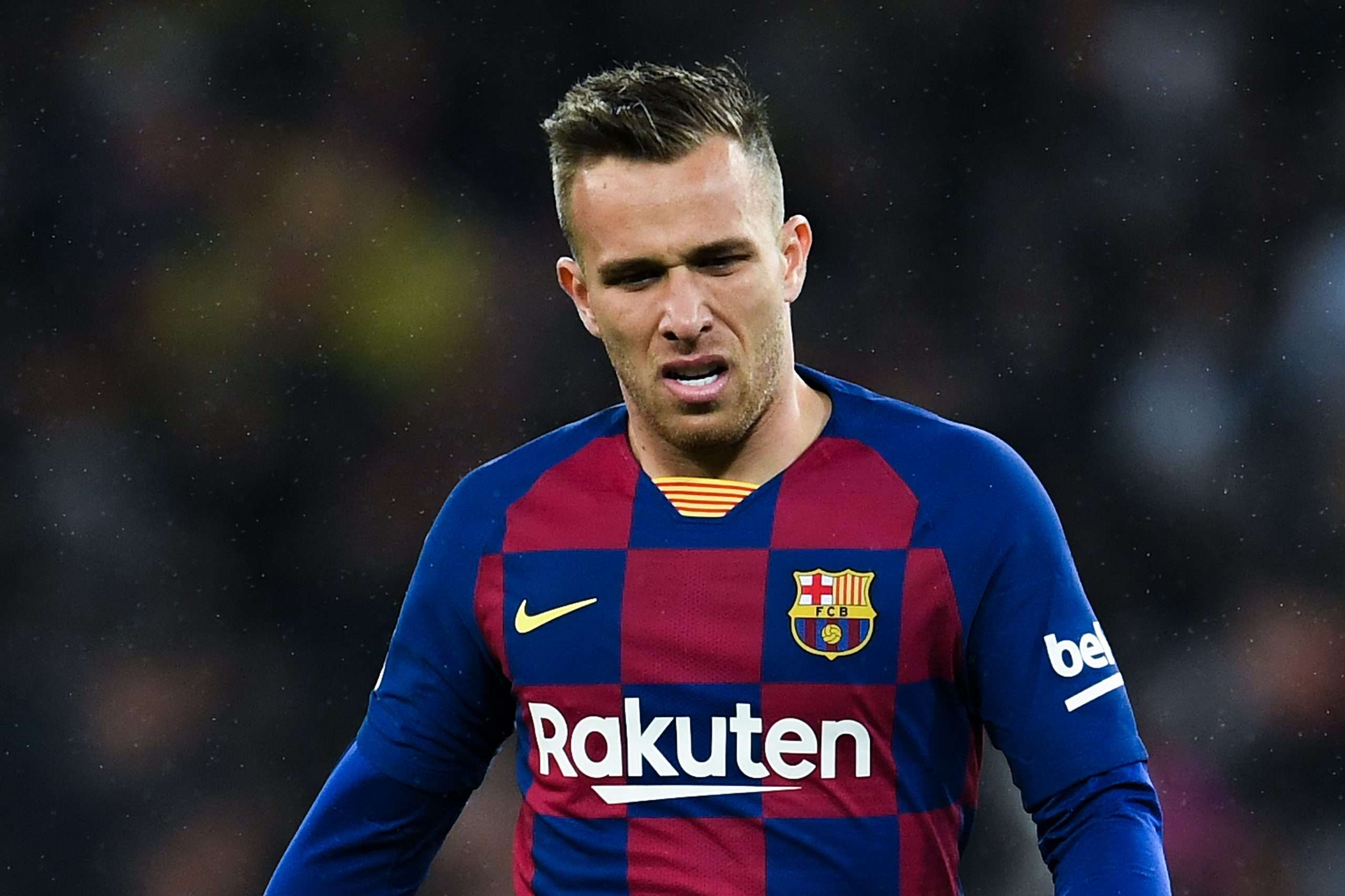 Barcelona midfielder Arthur "open" to move to Juventus as part of ...