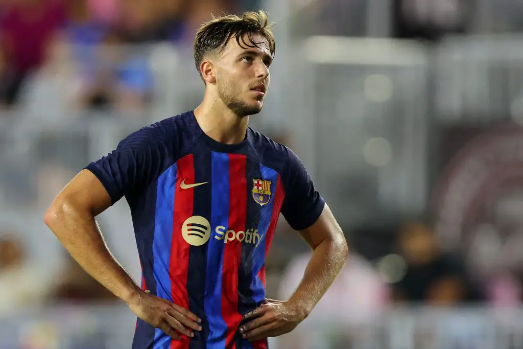 Barcelona star sends message to Nico over Man City switch - Get Spanish ...