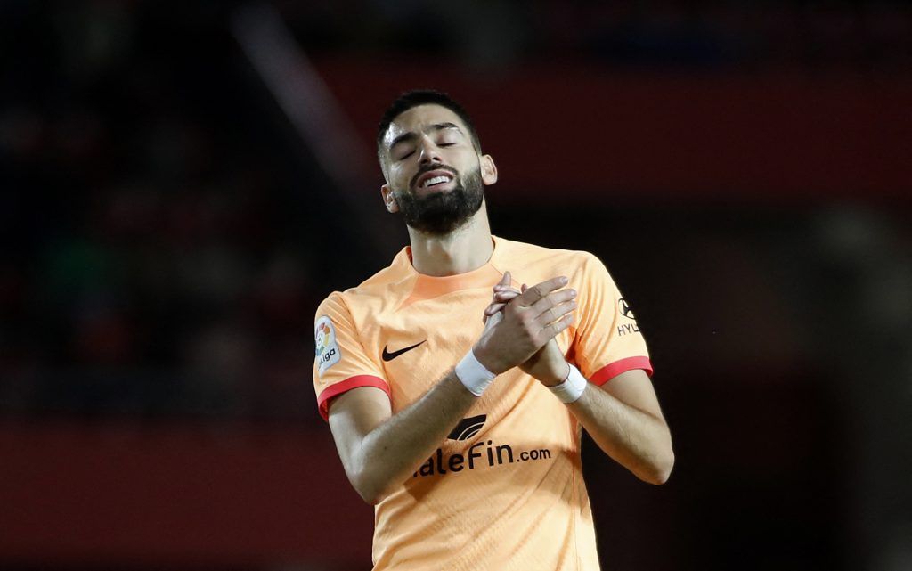 Yannick Carrasco asks to leave Atlético Madrid - Get Spanish Football News