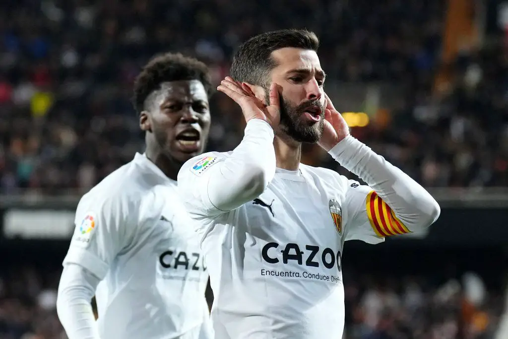 Valencia fight to stay on their feet - Get Spanish Football News