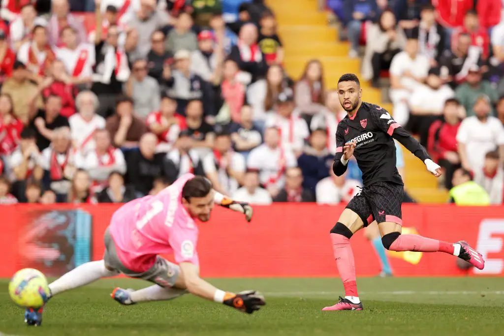 Sevilla share the spoils with high-flying Rayo Vallecano - Get Spanish ...