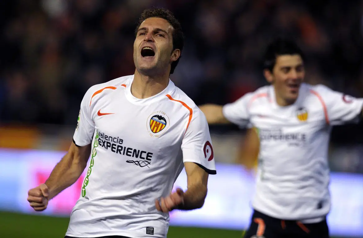 Official | Valencia appoint former player Rubén Baraja as new head ...
