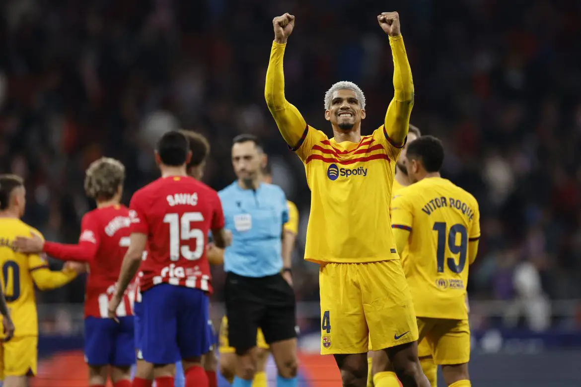 Why Ronald Araújo is on the bench again for Barcelona vs Rayo - Get ...