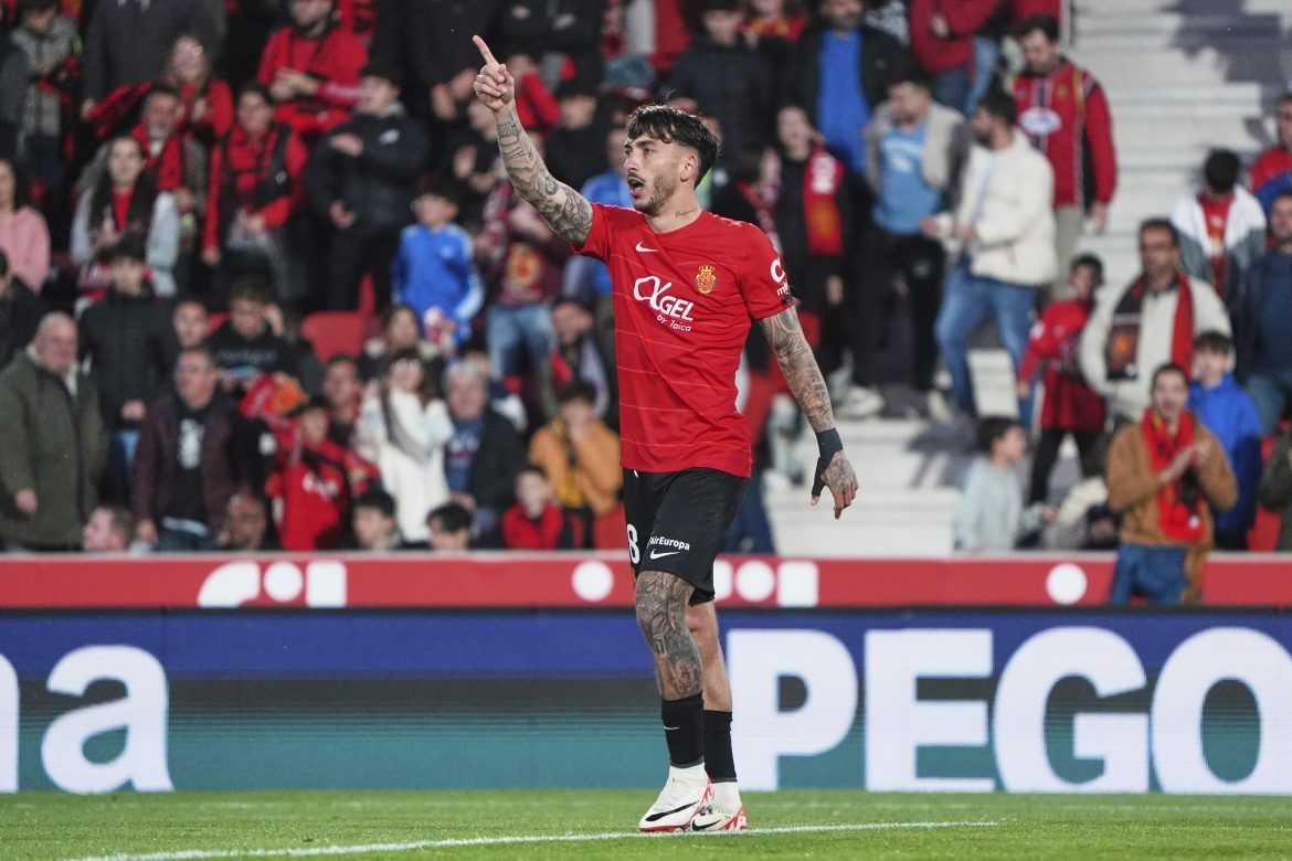 Mallorca tie Antonio Sánchez down to new deal - Get Spanish Football News