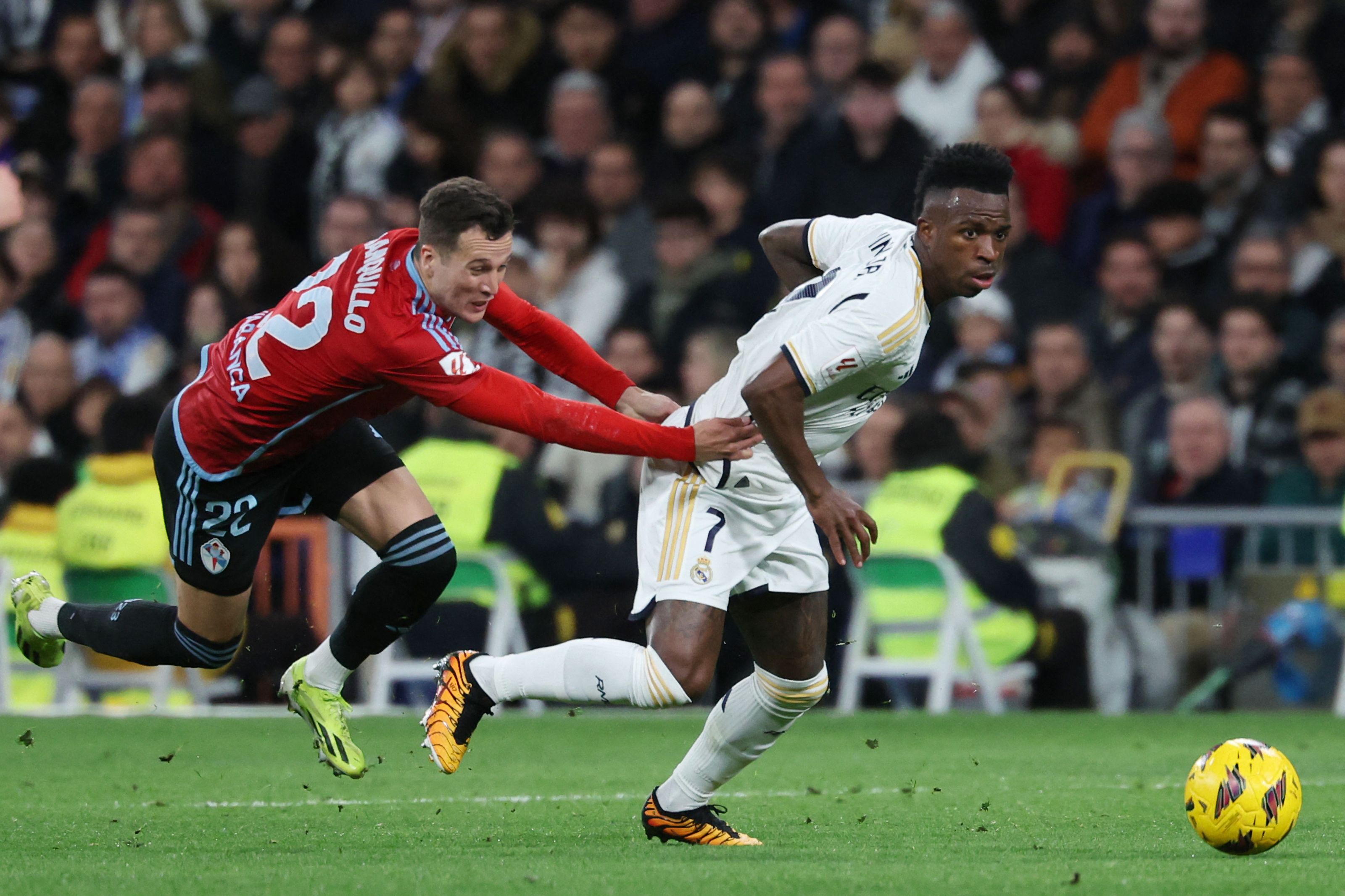 Details: Real Madrid star Vinícius Jr's apology to Celta Vigo's Oscar ...