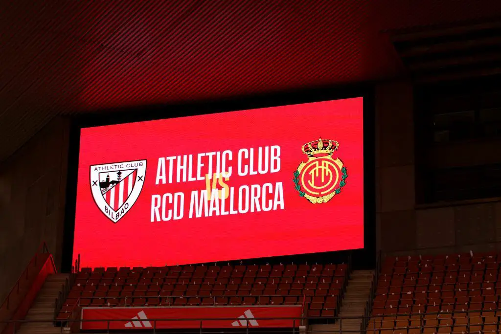 Watch: Major clashes between Athletic Club & Mallorca fans before Copa ...