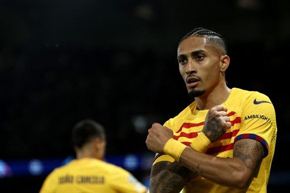 Raphinha responds to Barcelona fan printing his number on Nico Williams ...