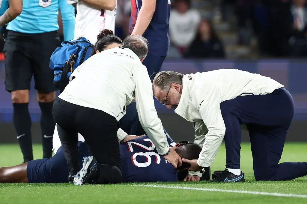 PSG provide defender injury update before Barcelona - Get Spanish ...