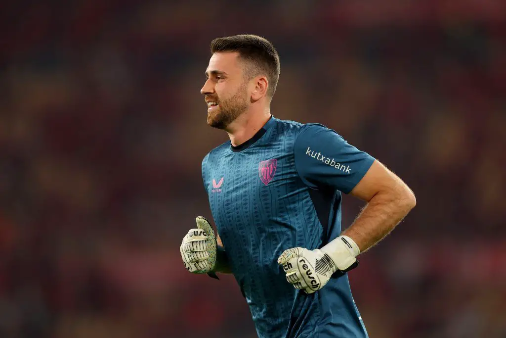 Unai Simón commits long-term future to Athletic Club - Get Spanish ...