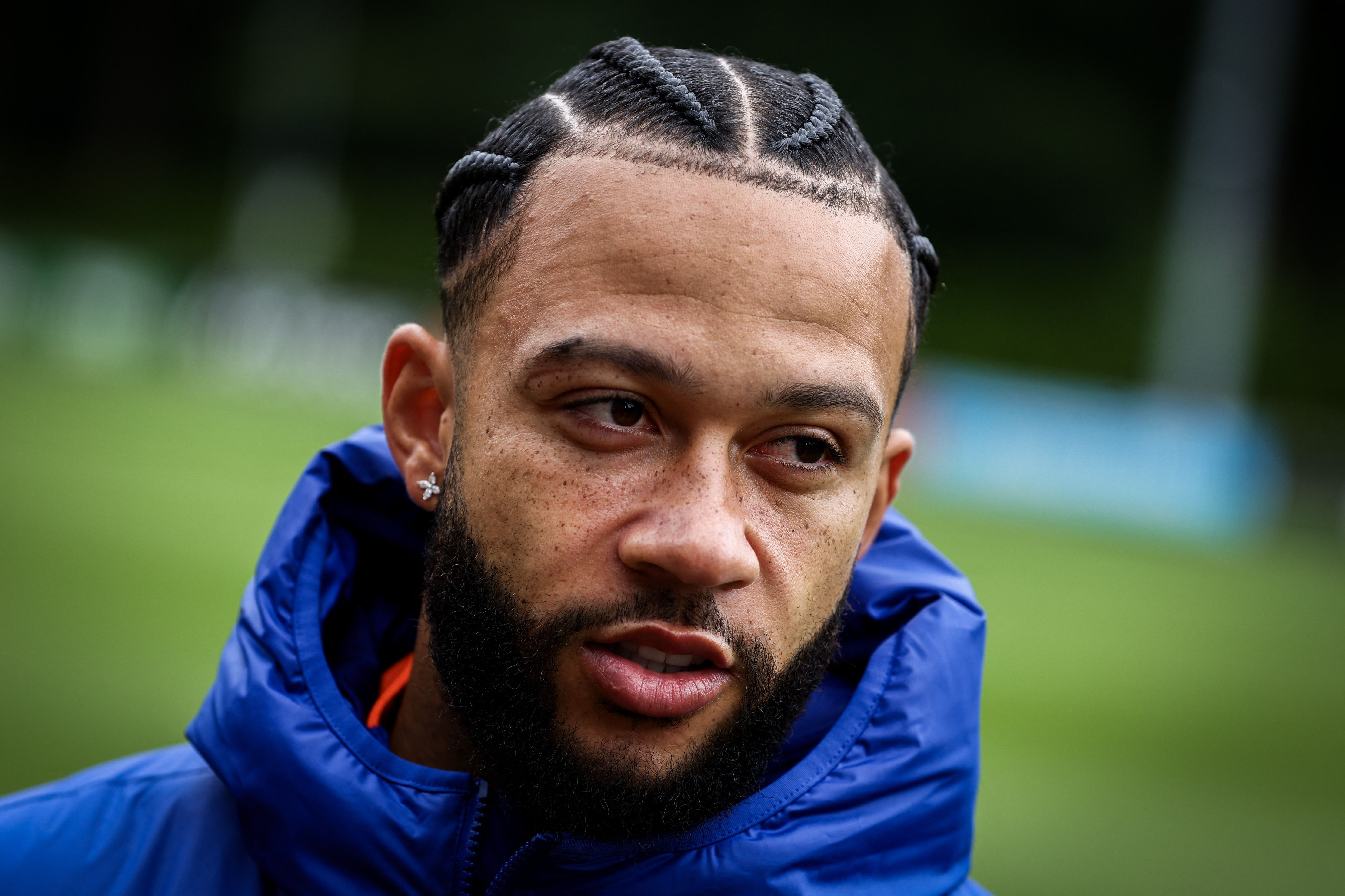 "It's time to take a step down" - Barcelona legend's message to Memphis ...