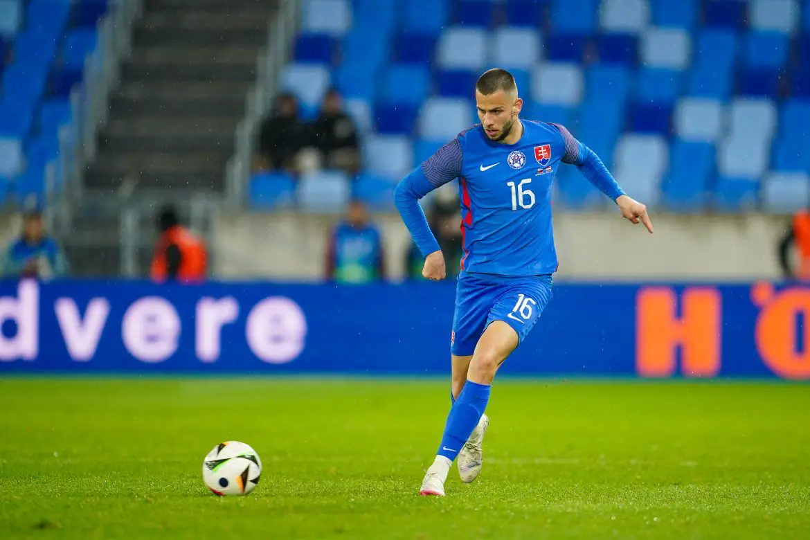 Feyenoord star David Hancko responds to Atlético Madrid links - Get ...
