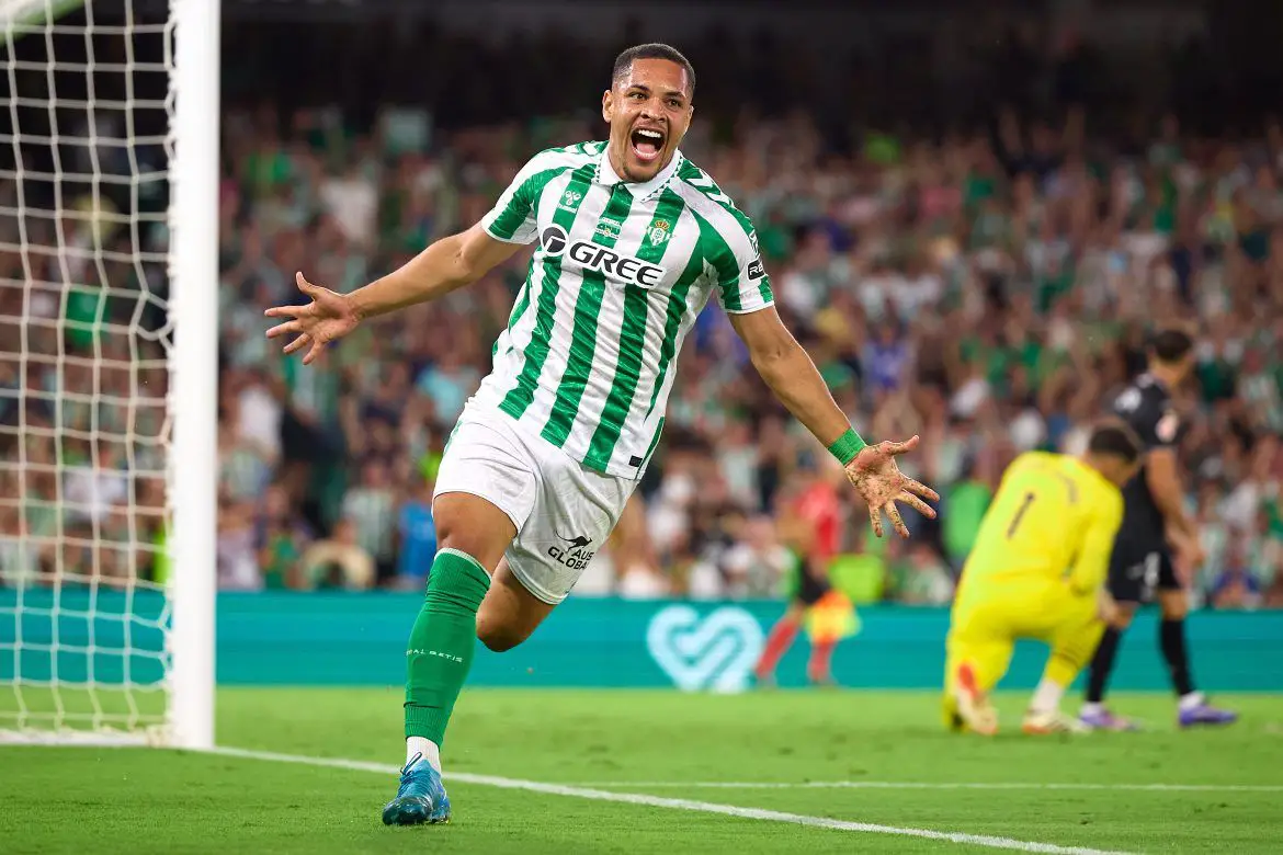 Barcelona's Vitor Roque arrives late for Real Betis' European trip ...