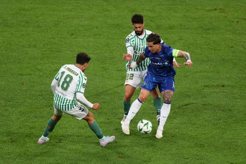 Real Betis star labelled 'better than Cole Palmer' during Chelsea ...