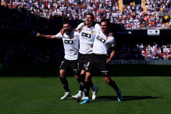 Valencia & Villarreal in transfer battle - Get Spanish Football News